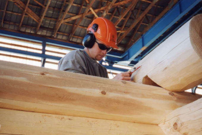 Handcrafted Log Homes, Hand-peeled, Scribed and Chiselled. Built by ...